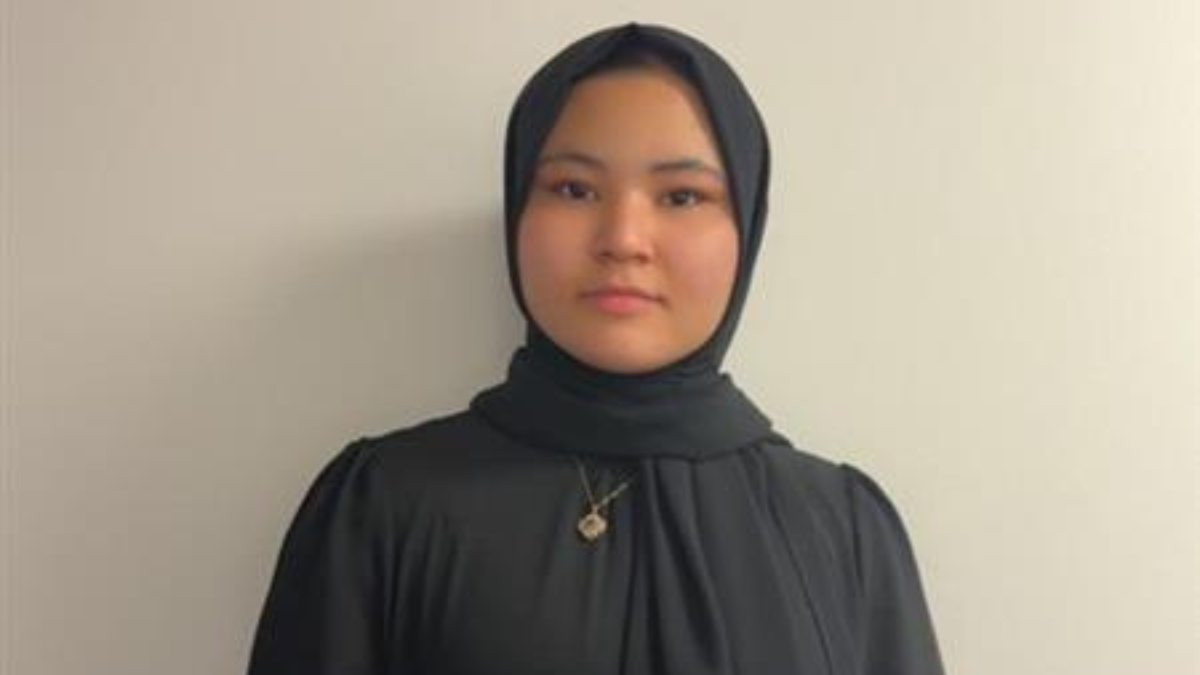 Work Placement Gives Sadaf a Head Start in Her Career